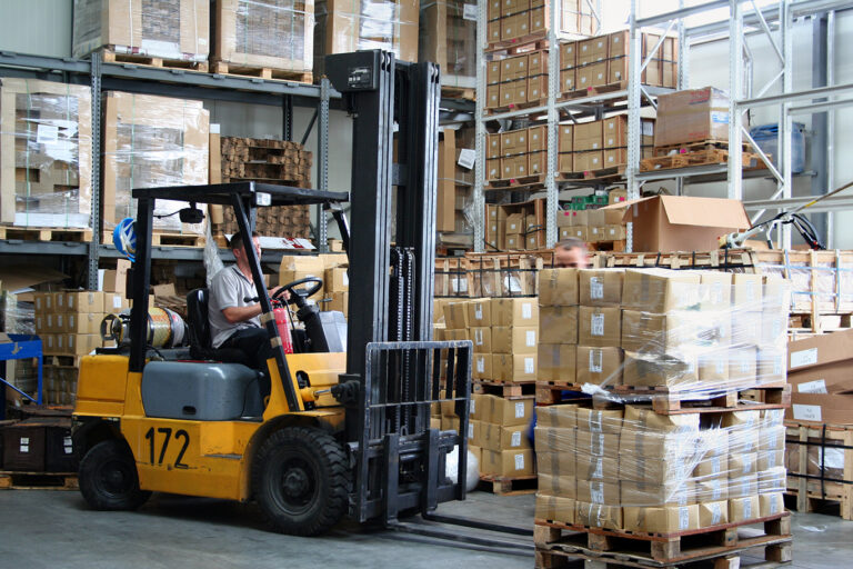 Sea Shipping Line - Services - Ocean Transportation Technicians